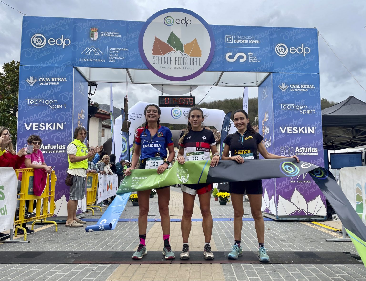 Jaime Romo Y Verónica Bugliot Ganan La Speed Trail De EDP Sobrescobio ...